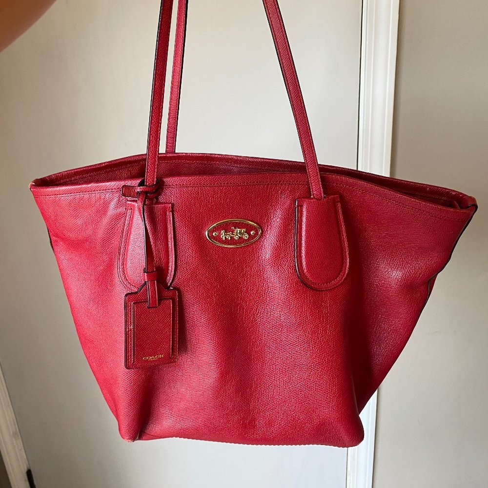 Red Coach Purse - Gem